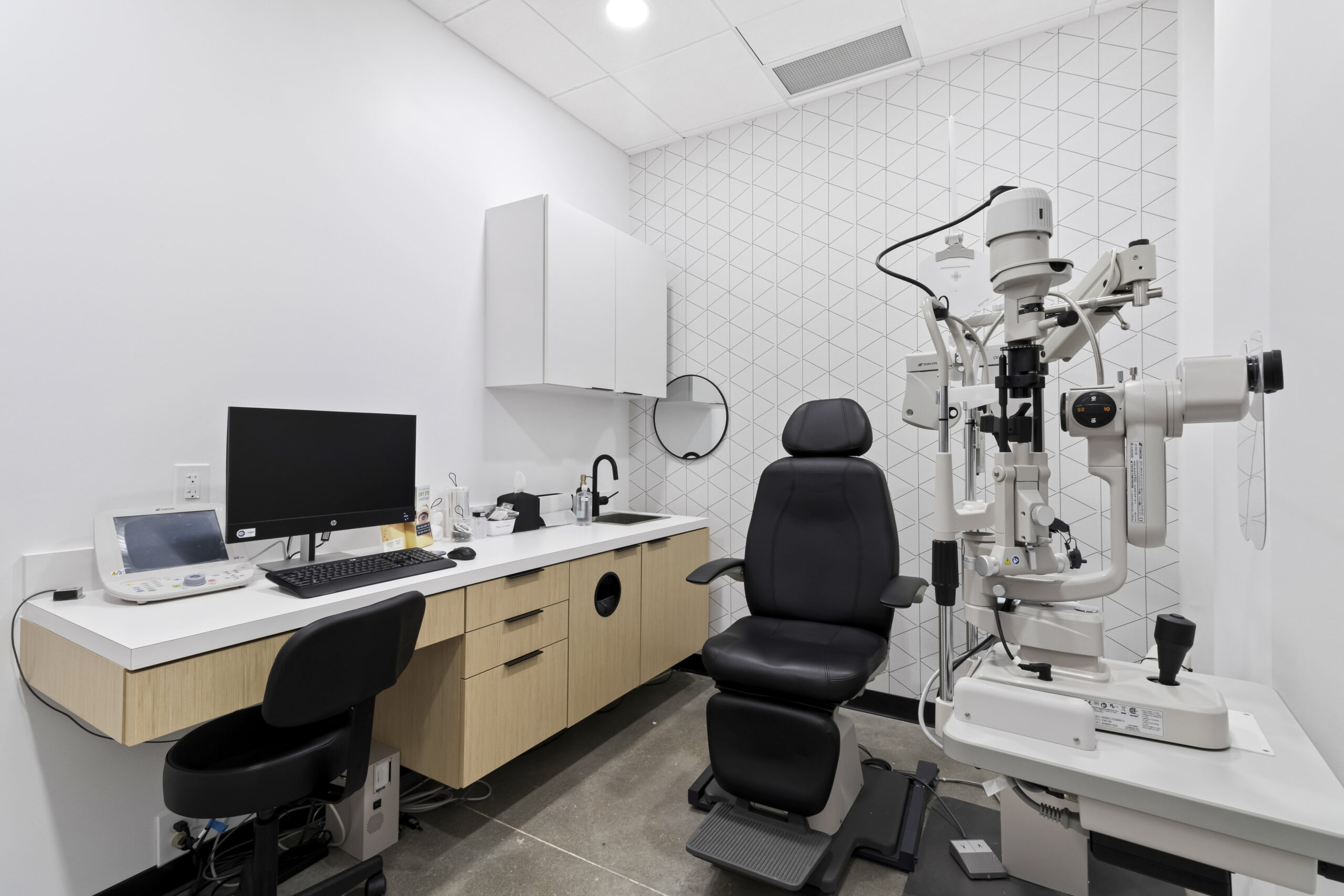 Blink Boutique Eyecare + Eyewear: A Female Power Pair | Women In Optometry